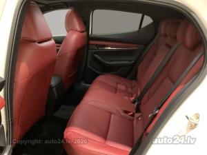 Balts Mazda 3 2023 Tallina, ar dzinēja tilpumu 2.00 L un nobraukumu 32 tūkst. km par 26490 €, foto 7 vietnē AUTOMOTO.COM.LV