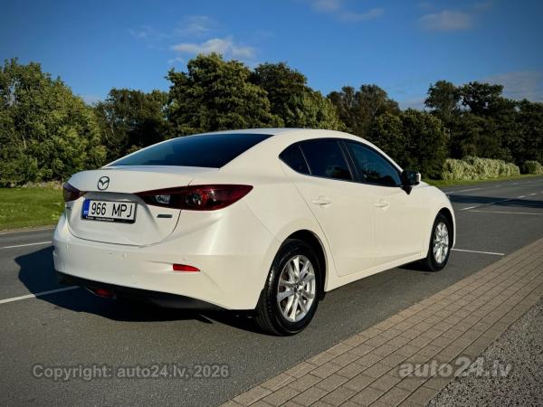 Balts Mazda 3 2015 Tallina, ar dzinēja tilpumu 2.00 L un nobraukumu 85 tūkst. km par 10200 €, foto 4 vietnē AUTOMOTO.COM.LV