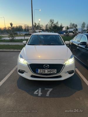 Balts Mazda 3 2017 Tallina, ar dzinēja tilpumu 2.00 L un nobraukumu 89 tūkst. km par 11990 €, foto 9 vietnē AUTOMOTO.COM.LV