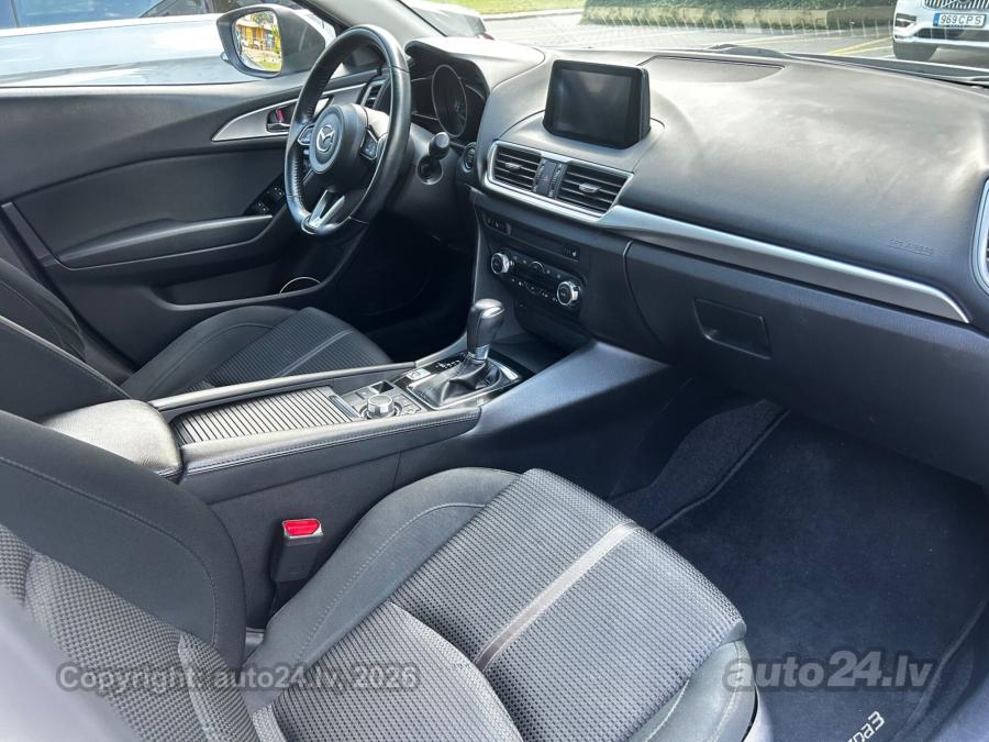 Balts Mazda 3 2017 Tallina, ar dzinēja tilpumu 2.00 L un nobraukumu 89 tūkst. km par 11990 €, foto 14 vietnē AUTOMOTO.COM.LV
