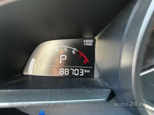 Balts Mazda 3 2017 Tallina, ar dzinēja tilpumu 2.00 L un nobraukumu 89 tūkst. km par 11990 €, foto 16 vietnē AUTOMOTO.COM.LV