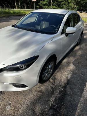 Balts Mazda 3 2018 Viļņa, ar dzinēja tilpumu 2.00 L un nobraukumu 75 tūkst. km par 15250 €, foto 4 vietnē AUTOMOTO.COM.LV