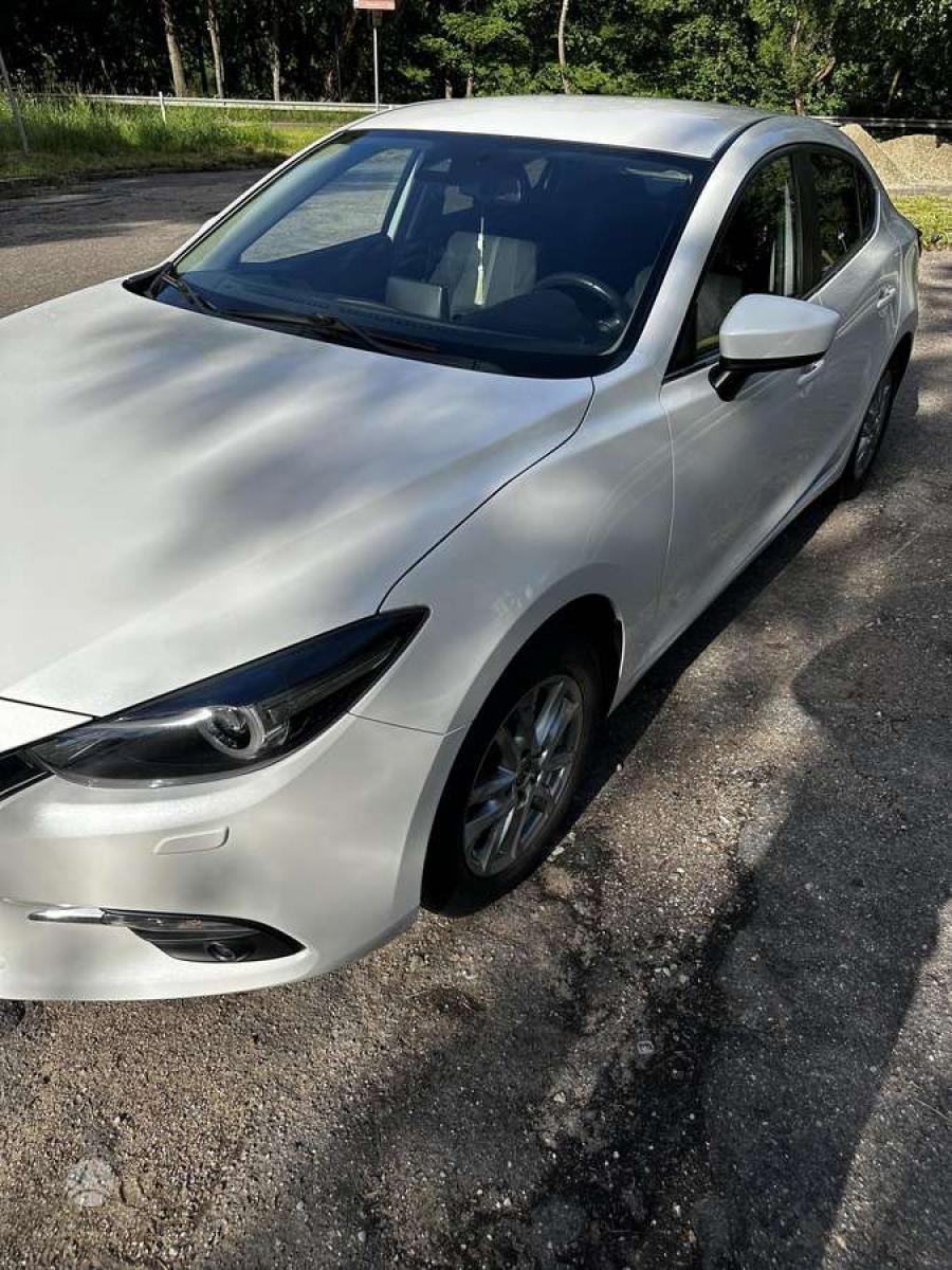 Balts Mazda 3 2018 Viļņa, ar dzinēja tilpumu 2.00 L un nobraukumu 75 tūkst. km par 15250 €, foto 4 vietnē AUTOMOTO.COM.LV