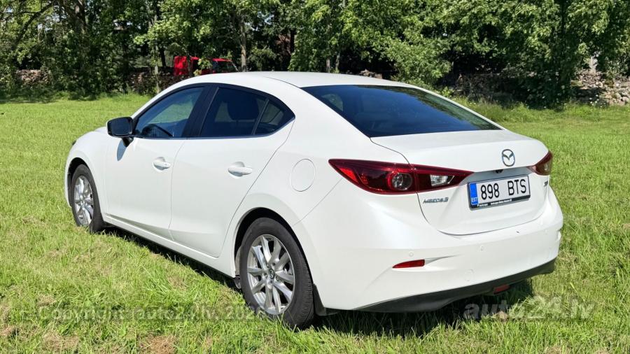 Balts Mazda 3 2018 Kuresāre, ar dzinēja tilpumu 2.00 L un nobraukumu 101 tūkst. km par 11000 €, foto 6 vietnē AUTOMOTO.COM.LV