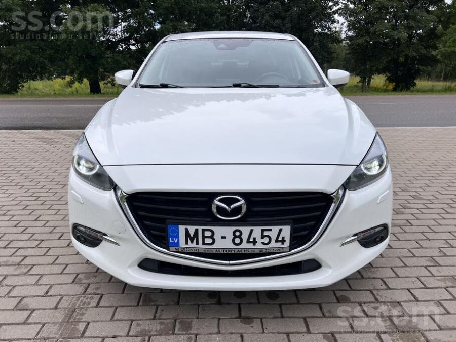 Белый Мазда 3 2019 в Лимбажи, объемом двигателя 2.00 л и пробегом 149 тыс. км за 12550 €, фото 3 на AUTOMOTO.COM.LV