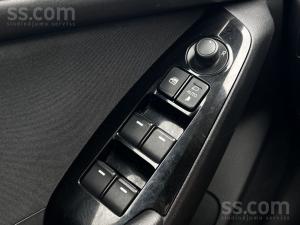 Белый Мазда 3 2019 в Лимбажи, объемом двигателя 2.00 л и пробегом 149 тыс. км за 12550 €, фото 25 на AUTOMOTO.COM.LV