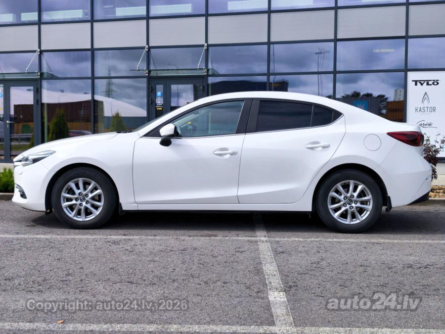 Balts Mazda 3 2019 Tallina, ar dzinēja tilpumu 2.00 L un nobraukumu 72 tūkst. km par 17600 €, foto 10 vietnē AUTOMOTO.COM.LV