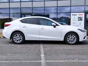 Balts Mazda 3 2019 Tallina, ar dzinēja tilpumu 2.00 L un nobraukumu 72 tūkst. km par 17600 €, foto 13 vietnē AUTOMOTO.COM.LV