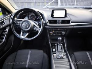 Balts Mazda 3 2019 Tallina, ar dzinēja tilpumu 2.00 L un nobraukumu 72 tūkst. km par 17600 €, foto 25 vietnē AUTOMOTO.COM.LV