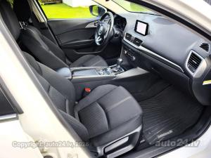 Balts Mazda 3 2019 Tallina, ar dzinēja tilpumu 2.00 L un nobraukumu 72 tūkst. km par 17600 €, foto 29 vietnē AUTOMOTO.COM.LV