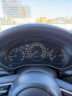Balts Mazda 3 2022 Rīga, ar dzinēja tilpumu 2.00 L un nobraukumu 47 tūkst. km par 18900 €, foto 15 vietnē AUTOMOTO.COM.LV