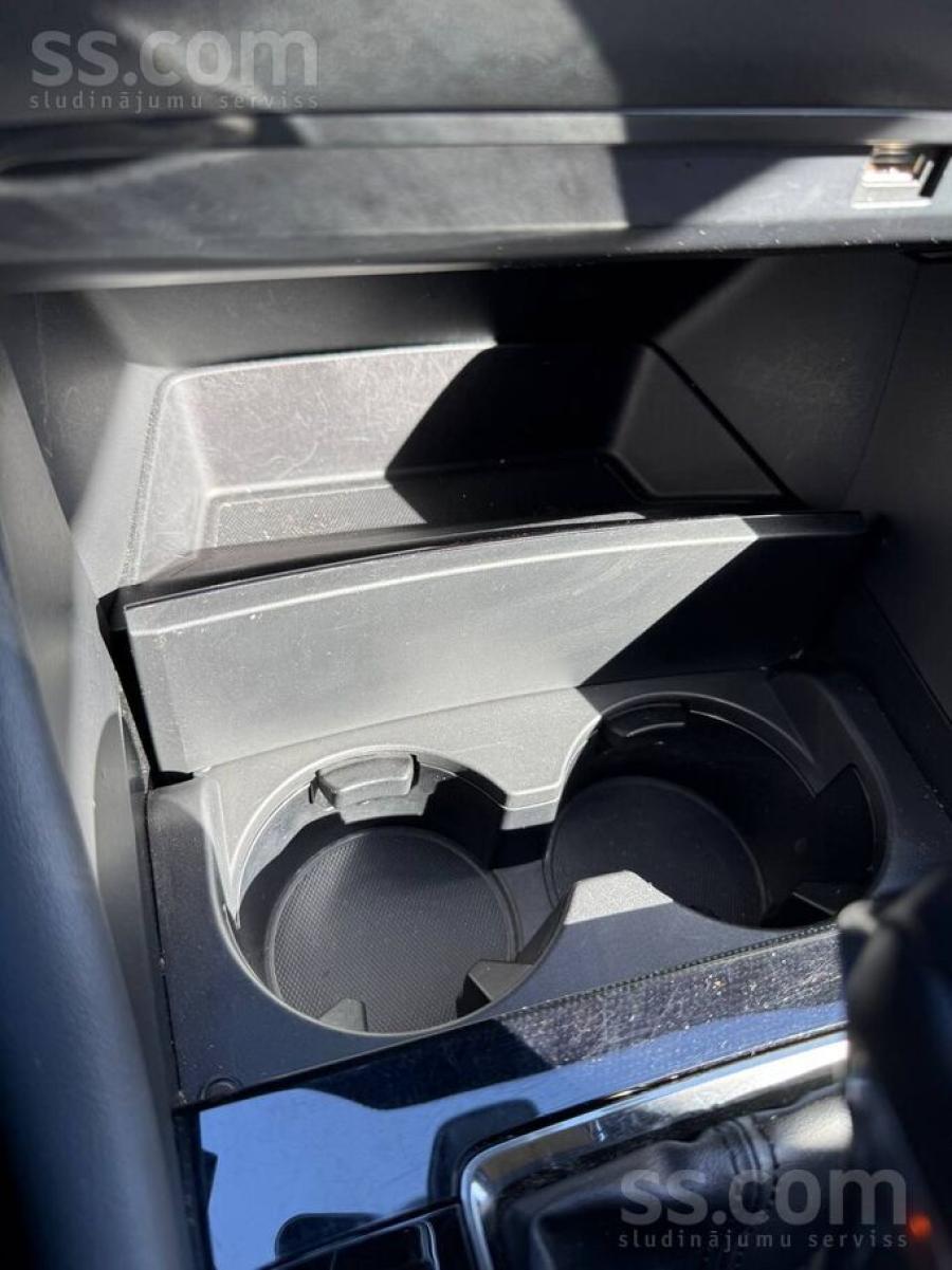 Balts Mazda 3 2022 Rīga, ar dzinēja tilpumu 2.00 L un nobraukumu 47 tūkst. km par 18900 €, foto 21 vietnē AUTOMOTO.COM.LV