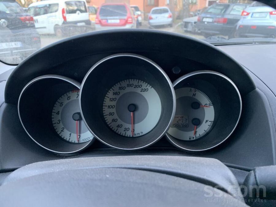 Dzeltens Mazda 3 2006 Rīga, ar dzinēja tilpumu 1.60 L un nobraukumu 198 tūkst. km par 1000 €, foto 8 vietnē AUTOMOTO.COM.LV