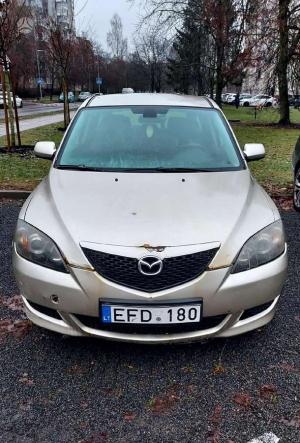 Yellow Mazda 3 2008 in Vilnius, with an engine capacity of 1.60 L and mileage of 172 thousand km for 450 €, photo 3 on AUTOMOTO.COM.LV