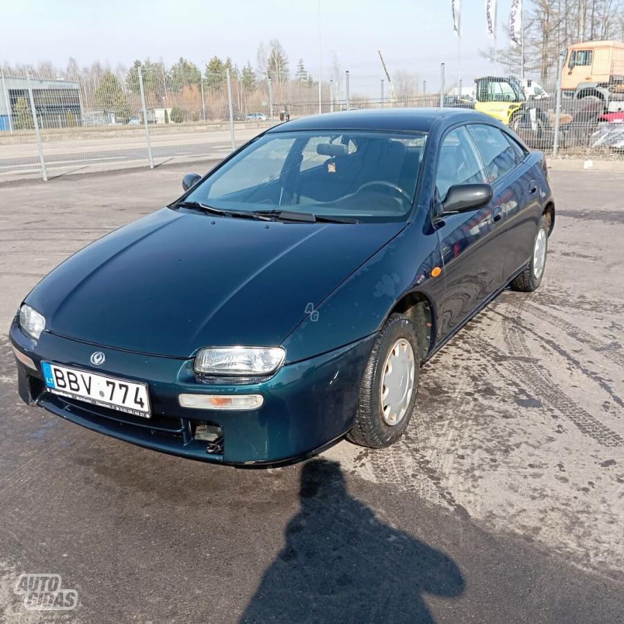 Zaļš Mazda 323 1994 Panevēža, ar dzinēja tilpumu 1.50 L un nobraukumu 206 tūkst. km par 1000 €, foto 5 vietnē AUTOMOTO.COM.LV