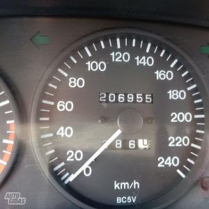 Zaļš Mazda 323 1994 Panevēža, ar dzinēja tilpumu 1.50 L un nobraukumu 206 tūkst. km par 1000 €, foto 7 vietnē AUTOMOTO.COM.LV