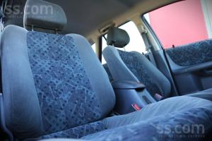 Zaļš Mazda 323 1999 Rīga, ar dzinēja tilpumu 1.50 L un nobraukumu 126 tūkst. km par 795 €, foto 13 vietnē AUTOMOTO.COM.LV