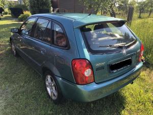 Green Mazda 323 2002 in Vilnius, with an engine capacity of 1.60 L and mileage of 143 thousand km for 600 €, photo 3 on AUTOMOTO.COM.LV