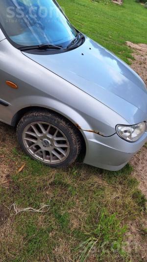 Pelēks Mazda 323 2000 Cēsis, ar dzinēja tilpumu 1.50 L un nobraukumu 195 tūkst. km par 700 €, foto 3 vietnē AUTOMOTO.COM.LV