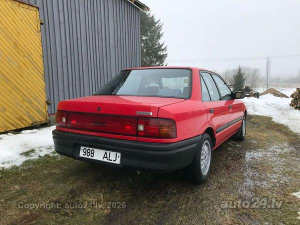 Red Mazda 323 1993 in Tallinn, with an engine capacity of 1.30 L and mileage of 171 thousand km for 2499 €, photo 5 on AUTOMOTO.COM.LV
