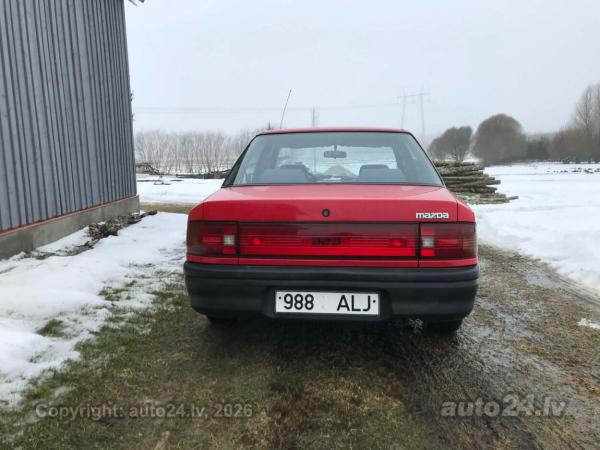 Red Mazda 323 1993 in Tallinn, with an engine capacity of 1.30 L and mileage of 171 thousand km for 2499 €, photo 6 on AUTOMOTO.COM.LV