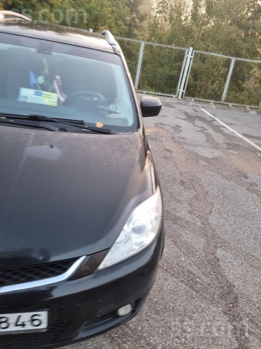Black Mazda 5 2006 in Daugavpils, with an engine capacity of 2.00 L and mileage of 363 thousand km for 1300 €, photo 1 on AUTOMOTO.COM.LV