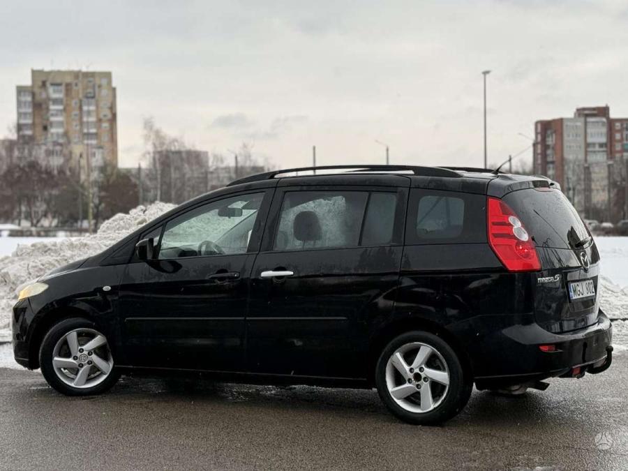 Black Mazda 5 2007 in Kaunas, with an engine capacity of 2.00 L and mileage of 375 thousand km for 1750 €, photo 3 on AUTOMOTO.COM.LV