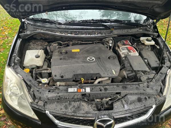 Black Mazda 5 2007 in Liepaja, with an engine capacity of 2.00 L and mileage of 206 thousand km for 1500 €, photo 7 on AUTOMOTO.COM.LV