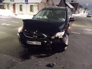 Black Mazda 5 2008 in Kaunas, with an engine capacity of 1.80 L and mileage of 239 thousand km for 500 €, photo  on AUTOMOTO.COM.LV