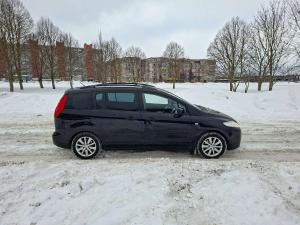 Melns Mazda 5 2008 Šauļi, ar dzinēja tilpumu 2.00 L un nobraukumu 350 tūkst. km par 1499 €, foto 3 vietnē AUTOMOTO.COM.LV