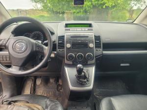 Black Mazda 5 2008 in Vilnius, with an engine capacity of 2.00 L and mileage of 329 thousand km for 1650 €, photo 15 on AUTOMOTO.COM.LV