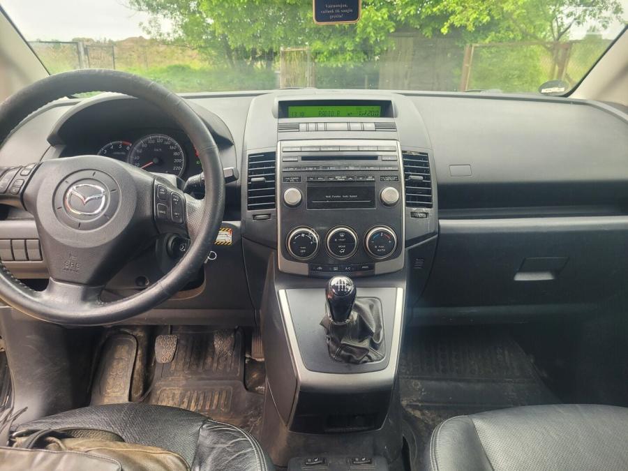 Black Mazda 5 2008 in Vilnius, with an engine capacity of 2.00 L and mileage of 329 thousand km for 1650 €, photo 15 on AUTOMOTO.COM.LV