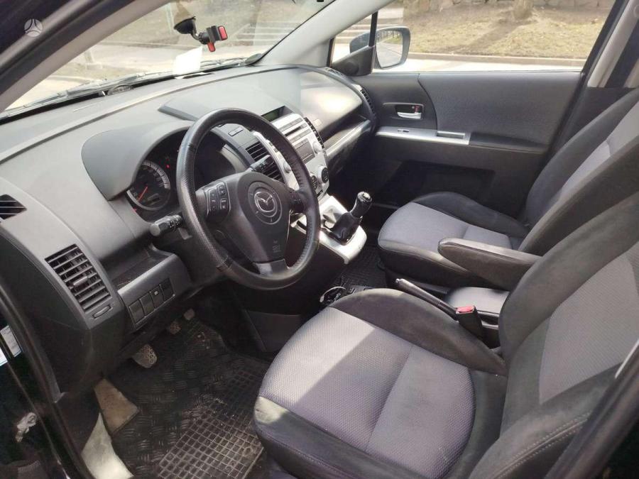 Black Mazda 5 2008 in Vilnius, with an engine capacity of 2.00 L and mileage of 260 thousand km for 1700 €, photo 1 on AUTOMOTO.COM.LV