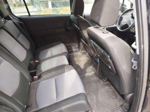 Black Mazda 5 2008 in Vilnius, with an engine capacity of 2.00 L and mileage of 260 thousand km for 1700 €, photo 4 on AUTOMOTO.COM.LV