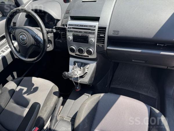 Black Mazda 5 2008 in Riga, with an engine capacity of 2.00 L and mileage of 370 thousand km for 1000 €, photo 7 on AUTOMOTO.COM.LV