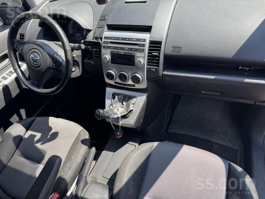 Black Mazda 5 2008 in Riga, with an engine capacity of 2.00 L and mileage of 370 thousand km for 1000 €, photo 7 on AUTOMOTO.COM.LV