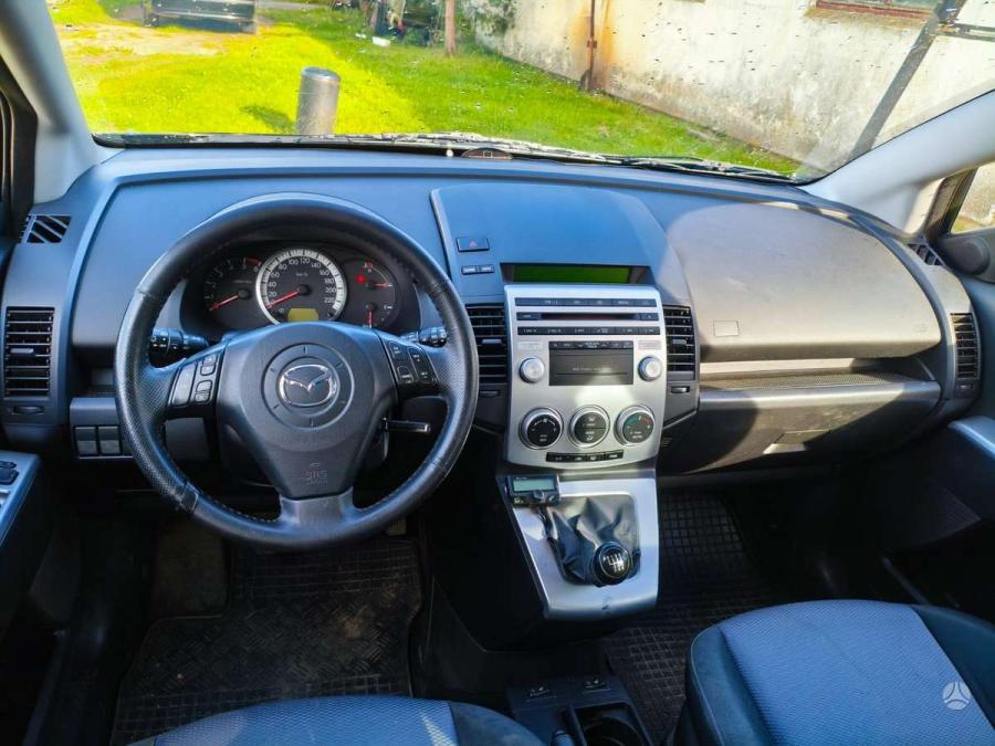 Black Mazda 5 2008 in Pasvalys, with an engine capacity of 2.00 L and mileage of 223 thousand km for 1600 €, photo 8 on AUTOMOTO.COM.LV