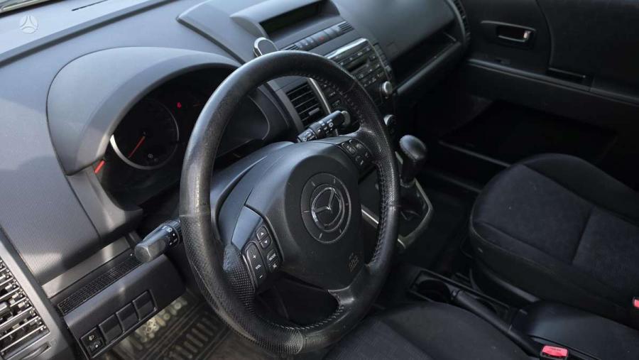 Melns Mazda 5 2008 Viļņa, ar dzinēja tilpumu 2.00 L un nobraukumu 249 tūkst. km par 1500 €, foto 11 vietnē AUTOMOTO.COM.LV
