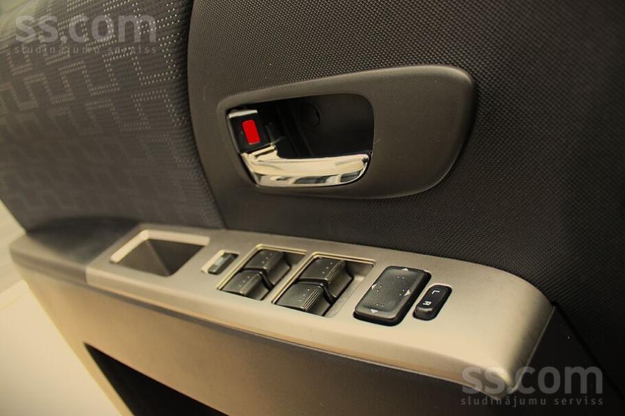 Черный Мазда 5 2009 в Рига, объемом двигателя 2.00 л и пробегом 0 тыс. км за 1970 €, фото 18 на AUTOMOTO.COM.LV