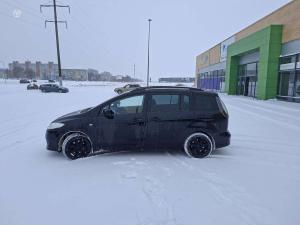Melns Mazda 5 2010 Šauļi, ar dzinēja tilpumu 2.00 L un nobraukumu 230 tūkst. km par 1450 €, foto 3 vietnē AUTOMOTO.COM.LV