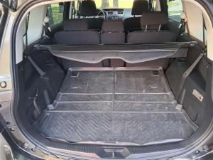Black Mazda 5 2011 in Marijampole, with an engine capacity of 1.56 L and mileage of 237 thousand km for 3950 €, photo 21 on AUTOMOTO.COM.LV