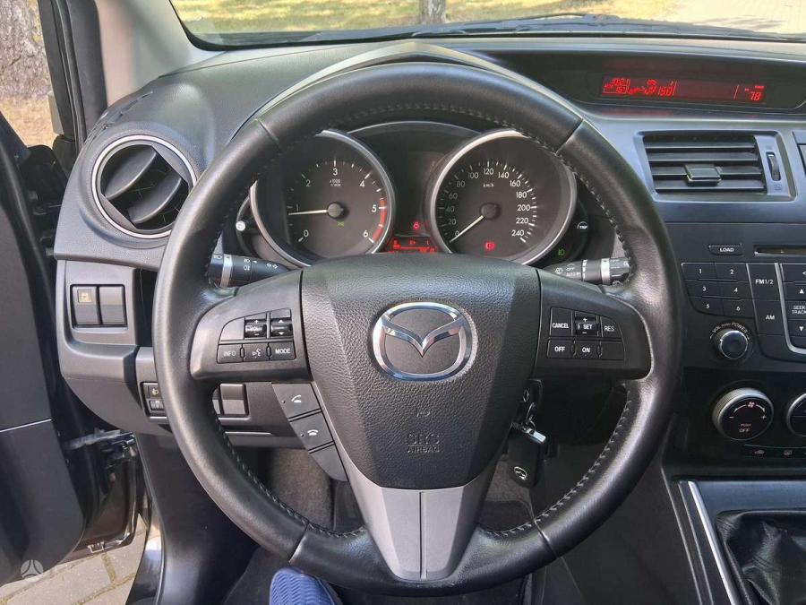 Black Mazda 5 2011 in Marijampole, with an engine capacity of 1.56 L and mileage of 237 thousand km for 3950 €, photo 24 on AUTOMOTO.COM.LV