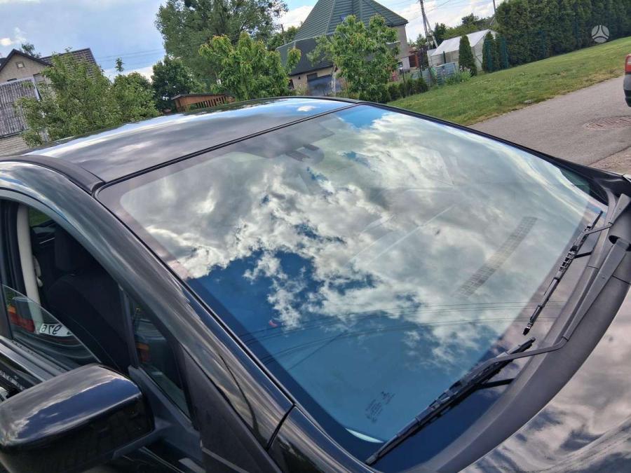 Black Mazda 5 2011 in Marijampole, with an engine capacity of 1.56 L and mileage of 237 thousand km for 3950 €, photo 31 on AUTOMOTO.COM.LV