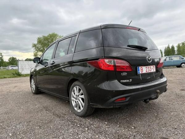 Melns Mazda 5 2012 Daugavpils, ar dzinēja tilpumu 1.60 L un nobraukumu 275 tūkst. km par 3450 €, foto 3 vietnē AUTOMOTO.COM.LV