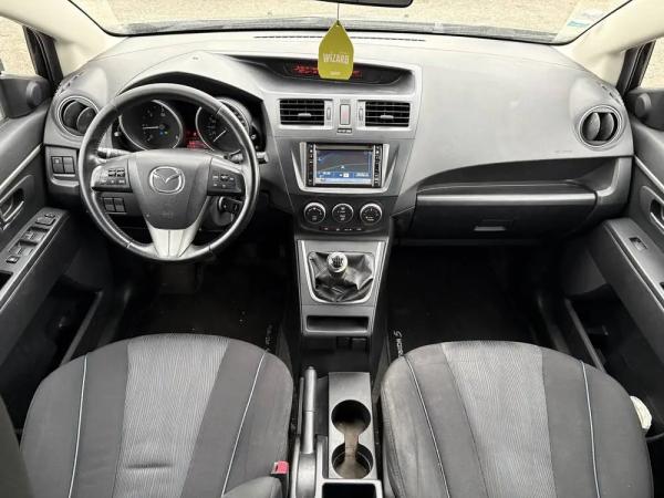 Melns Mazda 5 2012 Daugavpils, ar dzinēja tilpumu 1.60 L un nobraukumu 275 tūkst. km par 3450 €, foto 9 vietnē AUTOMOTO.COM.LV