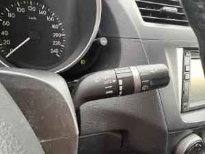 Melns Mazda 5 2012 Daugavpils, ar dzinēja tilpumu 1.60 L un nobraukumu 275 tūkst. km par 3450 €, foto 15 vietnē AUTOMOTO.COM.LV