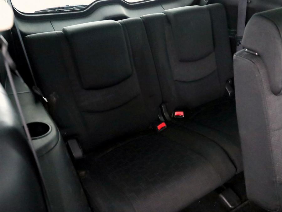 Black Mazda 5 2008 in Tallinn, with an engine capacity of 2.00 L and mileage of 279 thousand km for 1599 €, photo 17 on AUTOMOTO.COM.LV