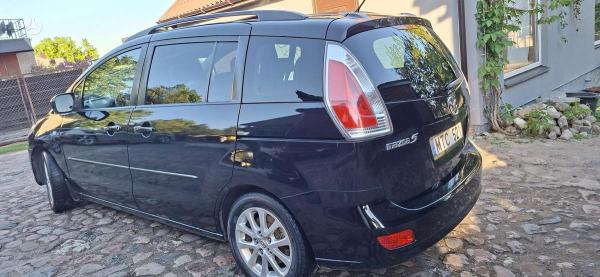 Black Mazda 5 2009 in Siauliai, with an engine capacity of 2.00 L and mileage of 274 thousand km for 1700 €, photo 3 on AUTOMOTO.COM.LV