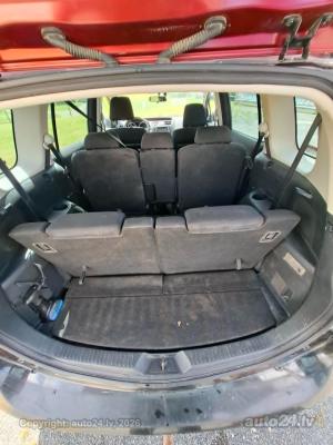Black Mazda 5 2011 in Tallinn, with an engine capacity of 1.60 L and mileage of 358 thousand km for 2000 €, photo 14 on AUTOMOTO.COM.LV