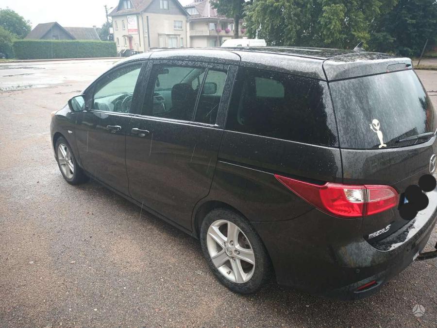 Black Mazda 5 2011 in Taurage, with an engine capacity of 1.60 L and mileage of 254 thousand km for 2900 €, photo 6 on AUTOMOTO.COM.LV